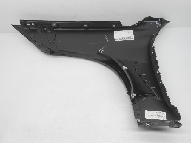 OEM Right Fender BMW X5 51657373542 Bare With Light Scratches | Alpha ...