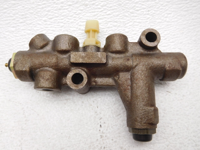 New Old Stock OEM Ford F-Series Bronco Brake Proportioning Valve D5TZ ...