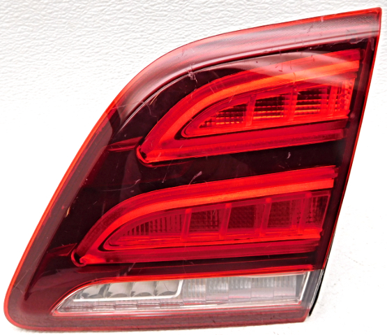 OEM Mercedes-Benz GLE Right Passenger Gate Mounted Tail Lamp 1669066002 ...