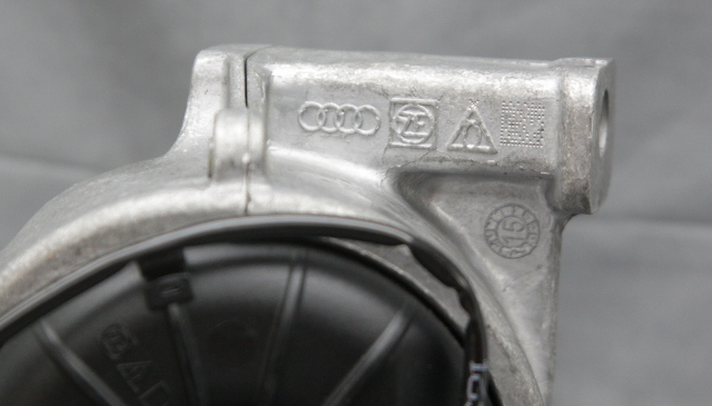 OEM Audi A4 A5 S4 S5 3.0L Right Hand Passenger Side Engine Mounts 8R0 ...