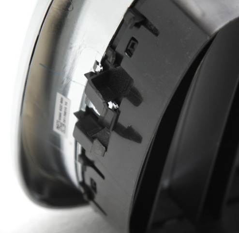 OEM BMW X6 Right Grille Missing Mount Clips 51137373698 | Alpha Automotive