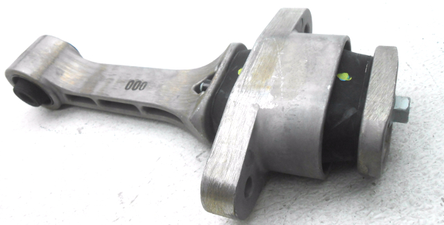 OEM Hyundai Tucson w/ Manual Trans Wishbone Torque Engine Mount 21950 ...