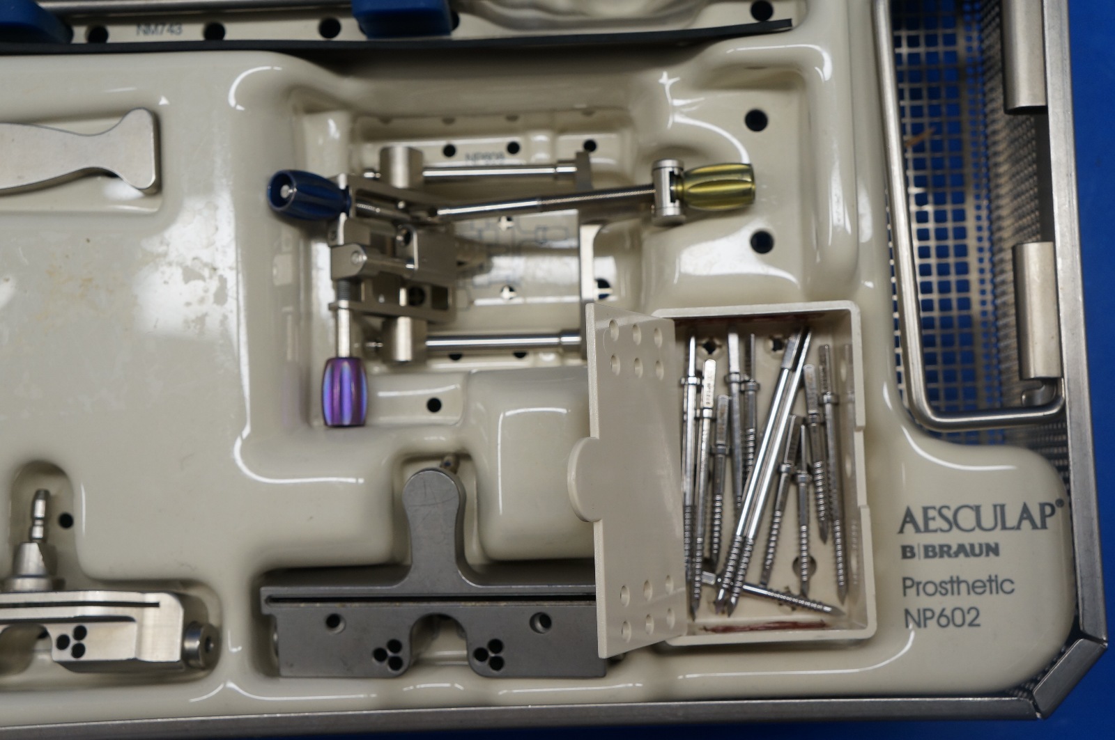 Aesculap NP610 Orthopilot Knee Instrument Set | eBay