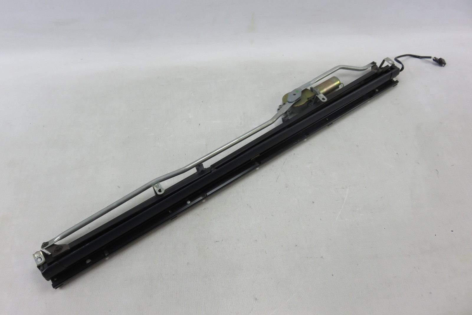 03 Mercedes CL55 W215 REAR SUN screen shade BLIND 2158100020 CL500 ...