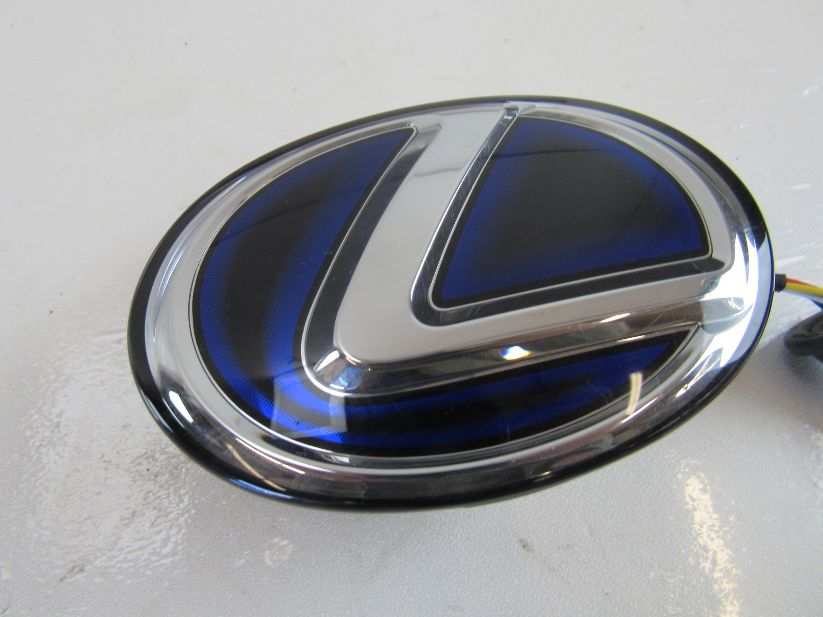 Lexus RX450hL RX450h L emblem, rear 75403-48040 891A0-48100 on liftgate ...