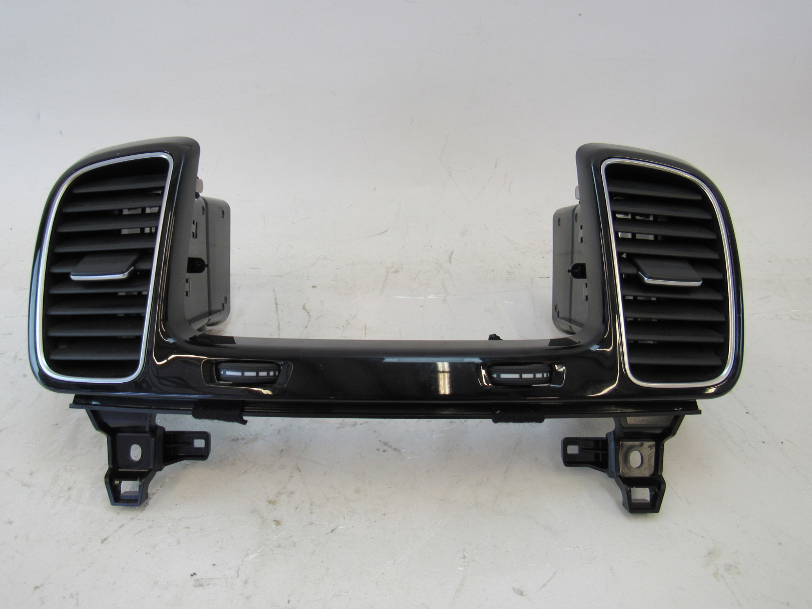 17 Mercedes X166 GLS63 GLS450 AC vent, dash, center 1668306101 | S Auto ...