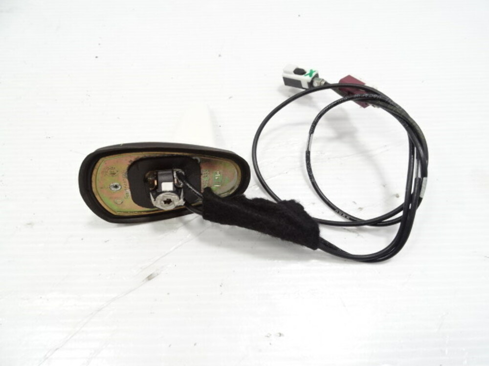 07 Mercedes W221 S550 antenna, top roof, shark fin, 2218205975 | S Auto ...