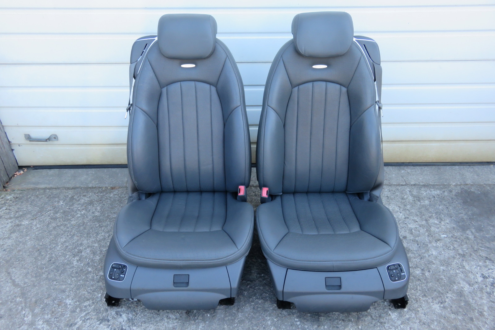 04 Mercedes R230 SL55 seats, AMG style, charcoal gray, SL500 SL600 SL65