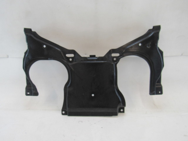 15 Mercedes W212 E63 E550 splash shield, rear deflector 2045243330 | S ...