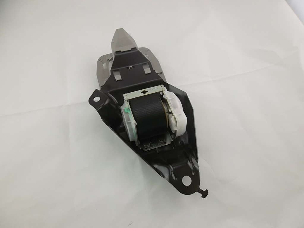 Rear Center Seat Belt 73320-0R030 Toyota RAV4 2018 2017 2016 2015 2014 ...