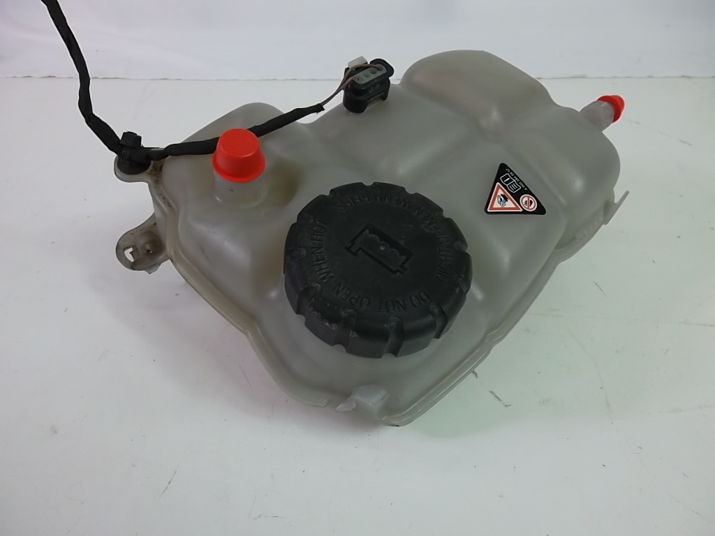 Radiator Coolant Tank 247 500 00 49 Mercedes Benz GLB250 2020-2023 ...